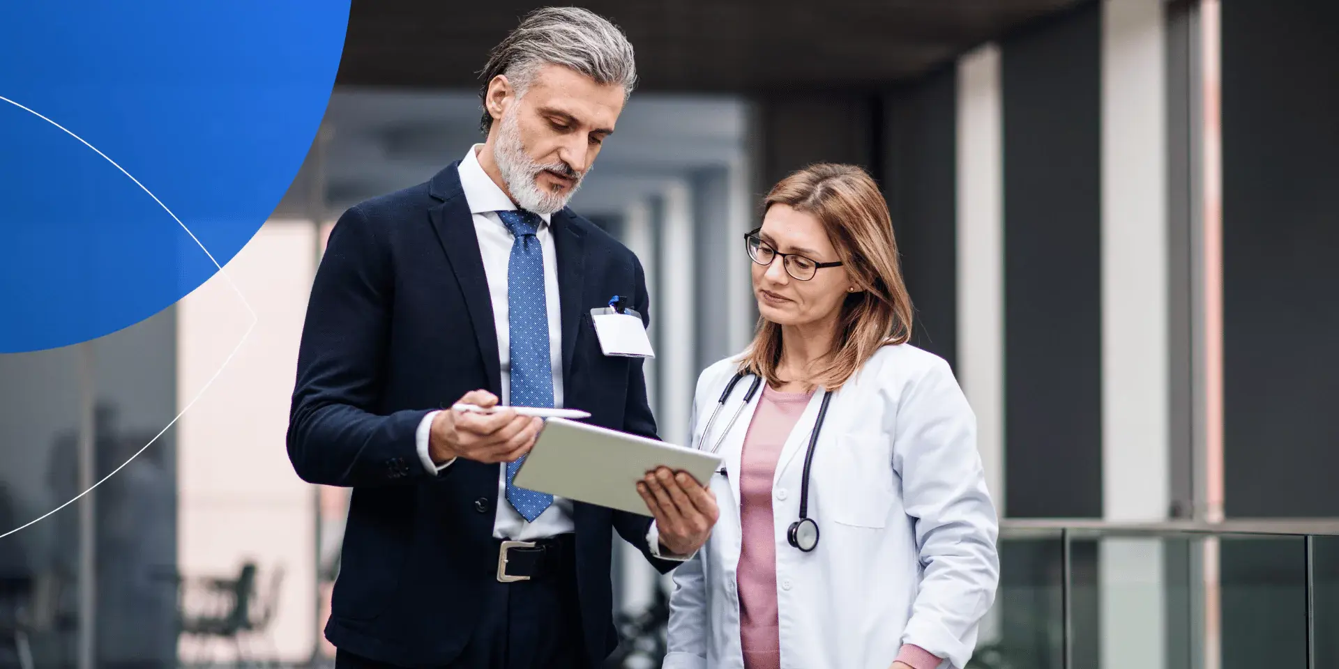 The ultimate guide to sales coaching for pharma sales representatives